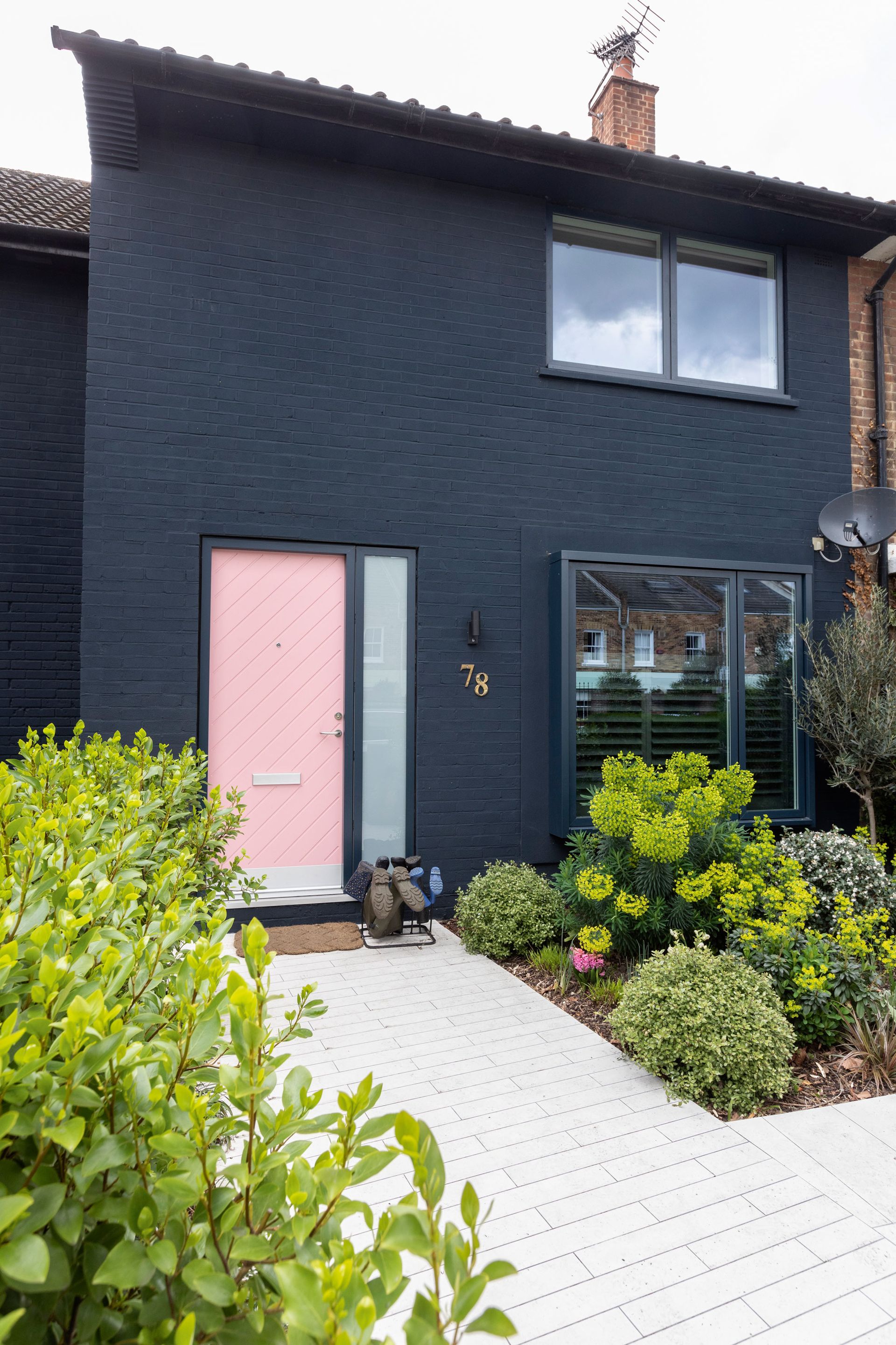 Real home: an extended end-of-terrace is a real work of art | Real Homes