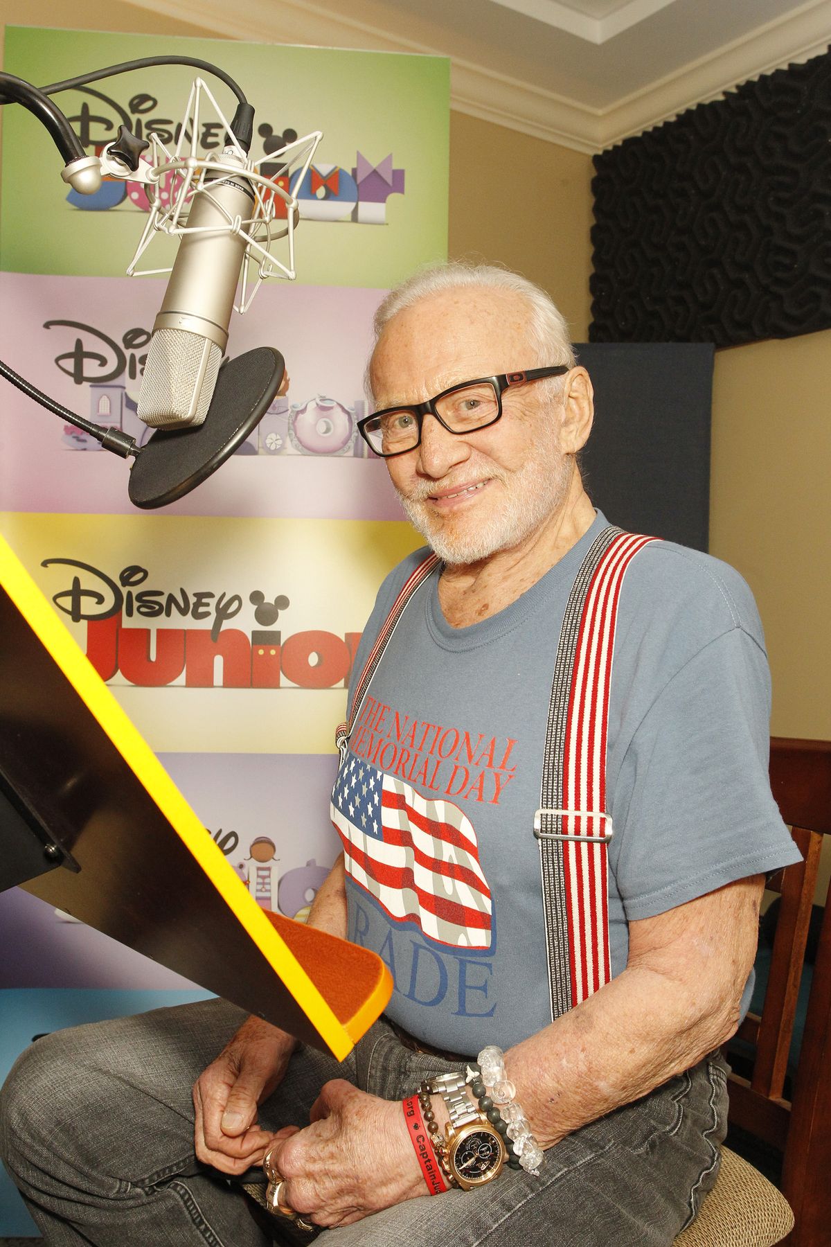 Moonwalker Buzz Aldrin Plays 'Commander Copernicus' in Disney Kids ...