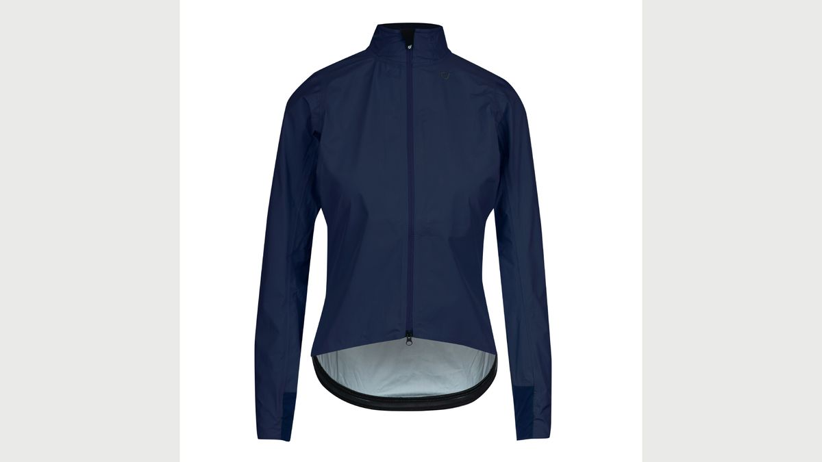 How to choose a rain jacket for hiking escapades in the wet | Advnture