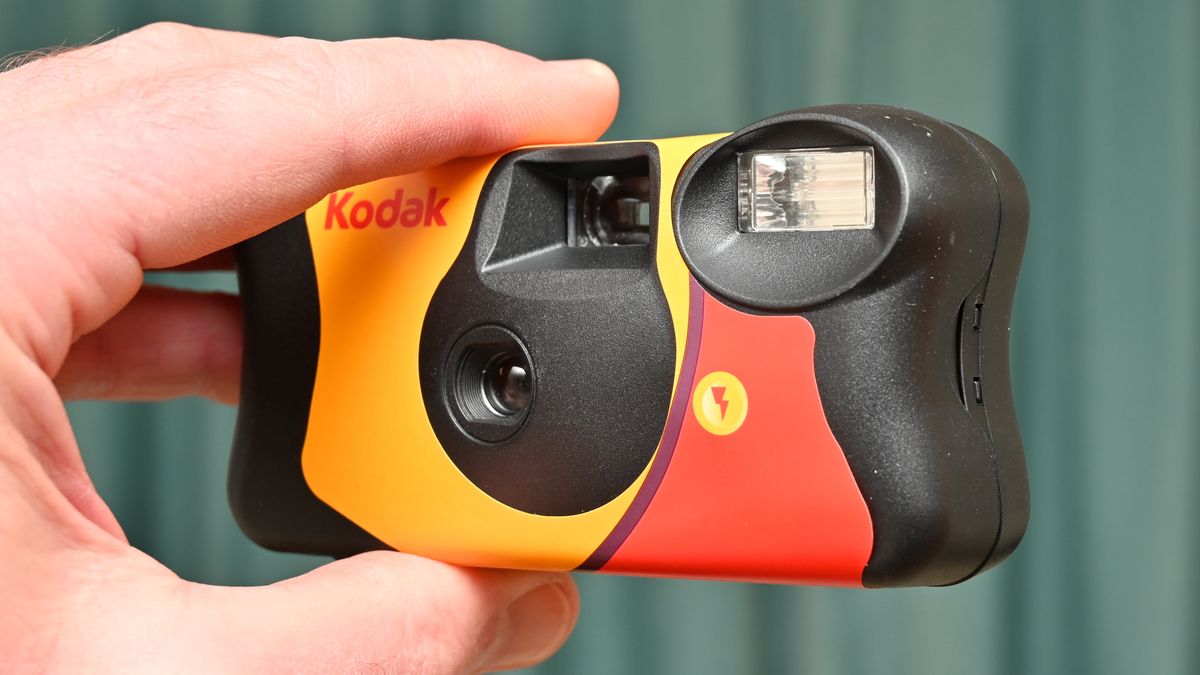 Kodak Funsaver Single Use Camera review: bring on the fun of film ...