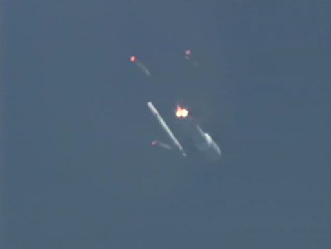 Amazing Launch Photos: Blastoff for Navy's Next-Gen MUOS-1 Satellite ...