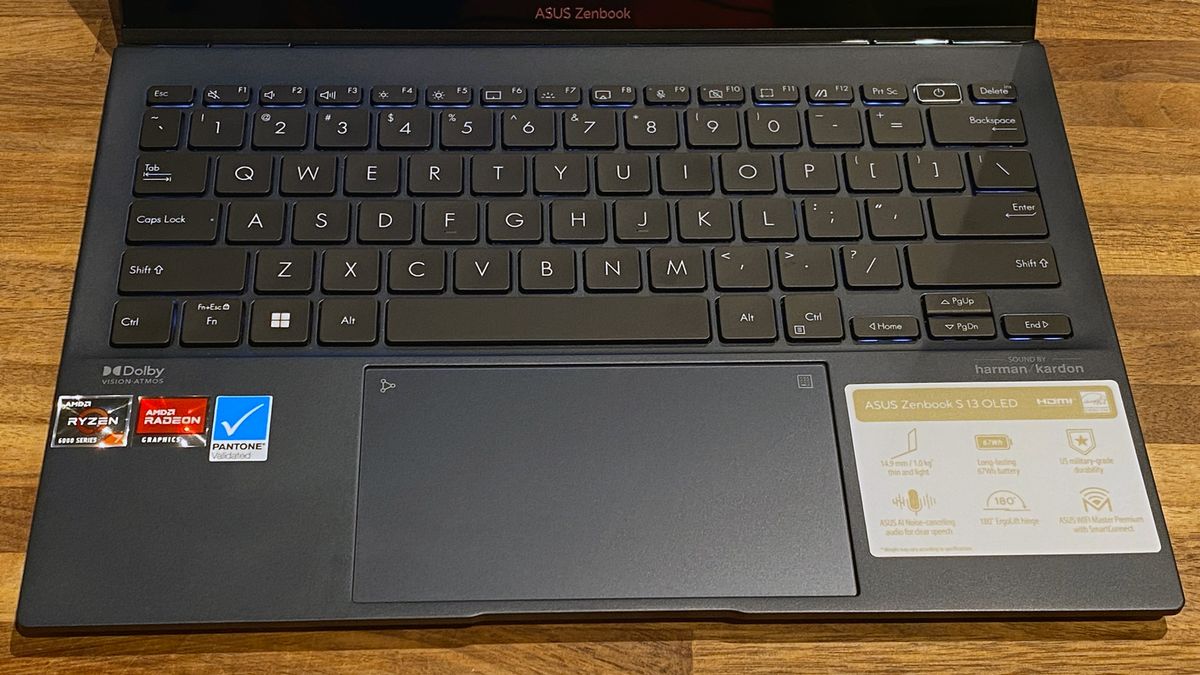 Asus Zenbook S 13 OLED Review: Ryzen 6800U Goes Thin | Tom's Hardware