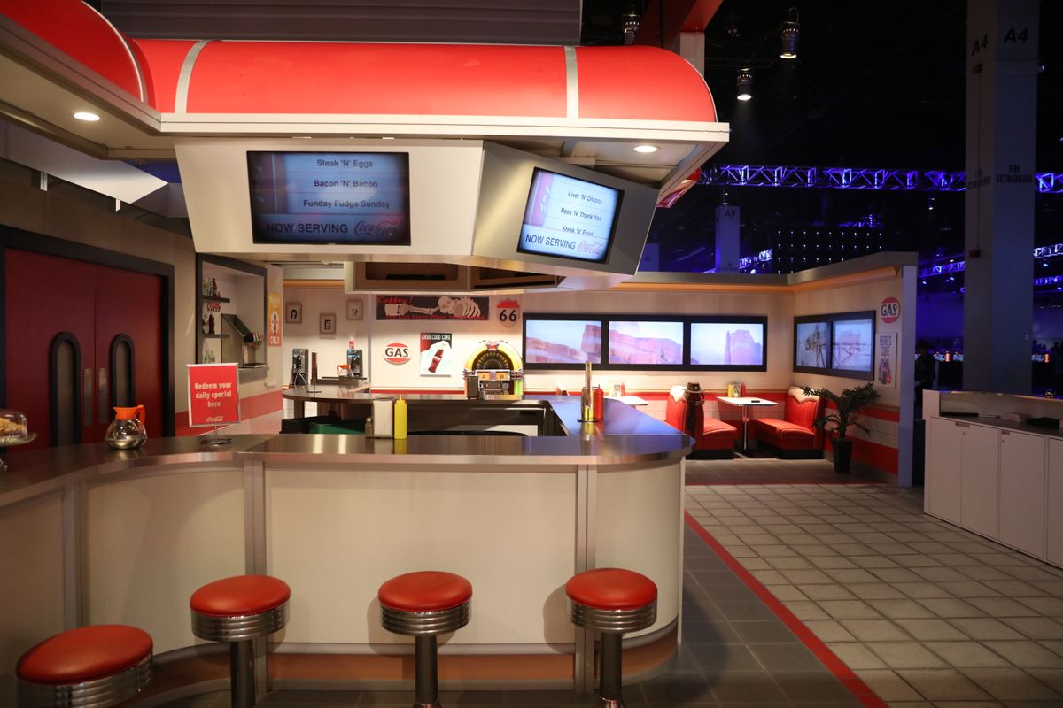 Overwatch's roadside diner was meticulously recreated at BlizzCon ...