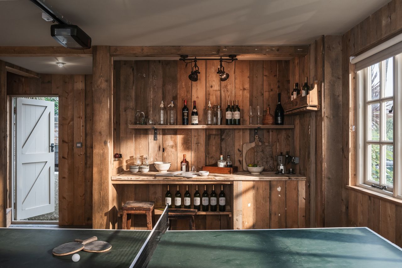 A modern rustic Cornish cottage that's a neutral lovers dream | Livingetc