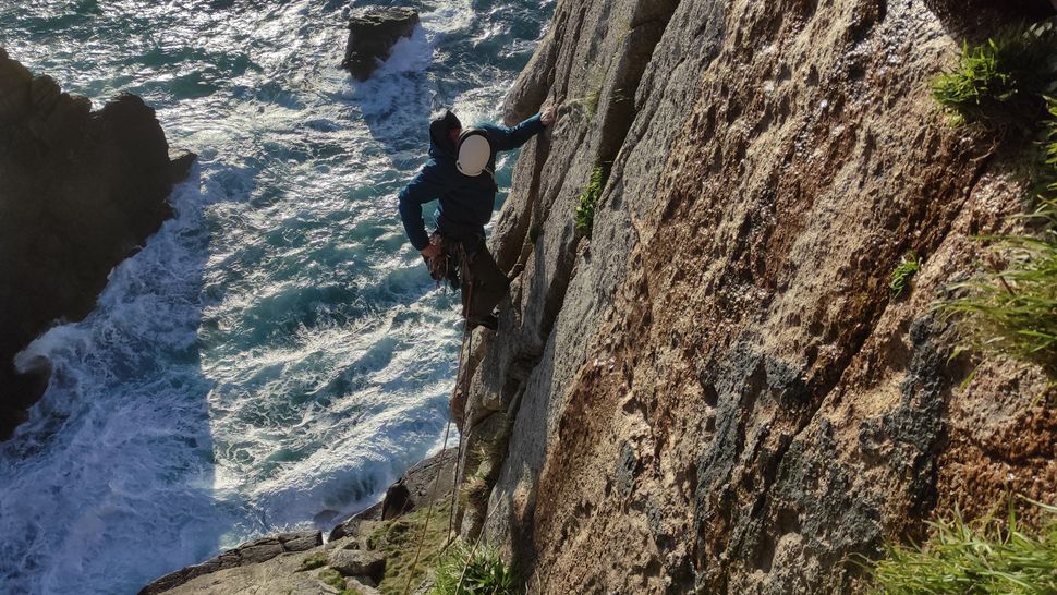 How to start sea cliff climbing: our 7-step guide | Advnture