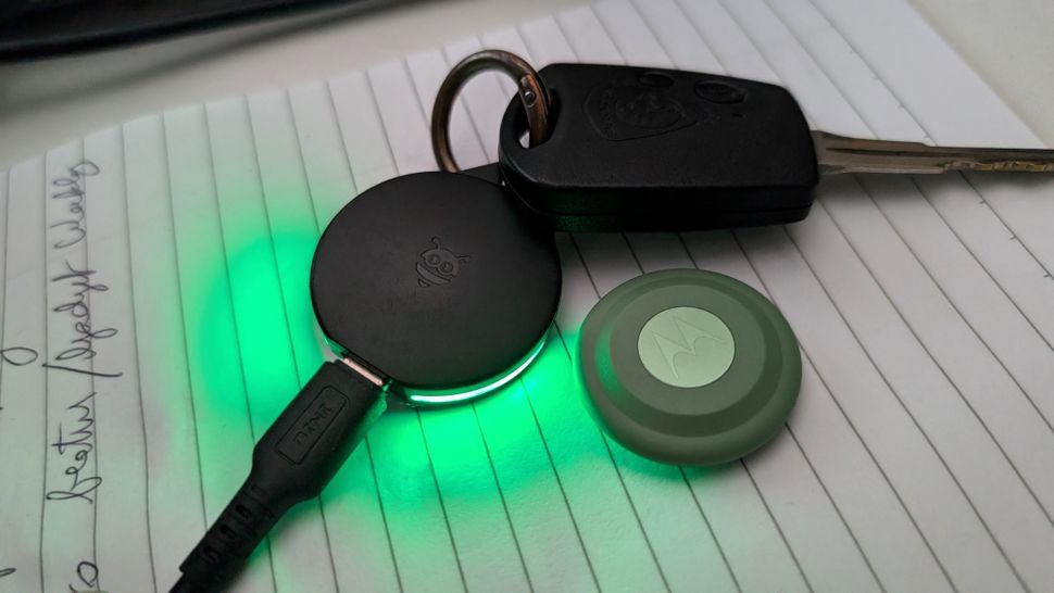 Pebblebee Clip review: USB-C charging and Google Find My Device in an ...