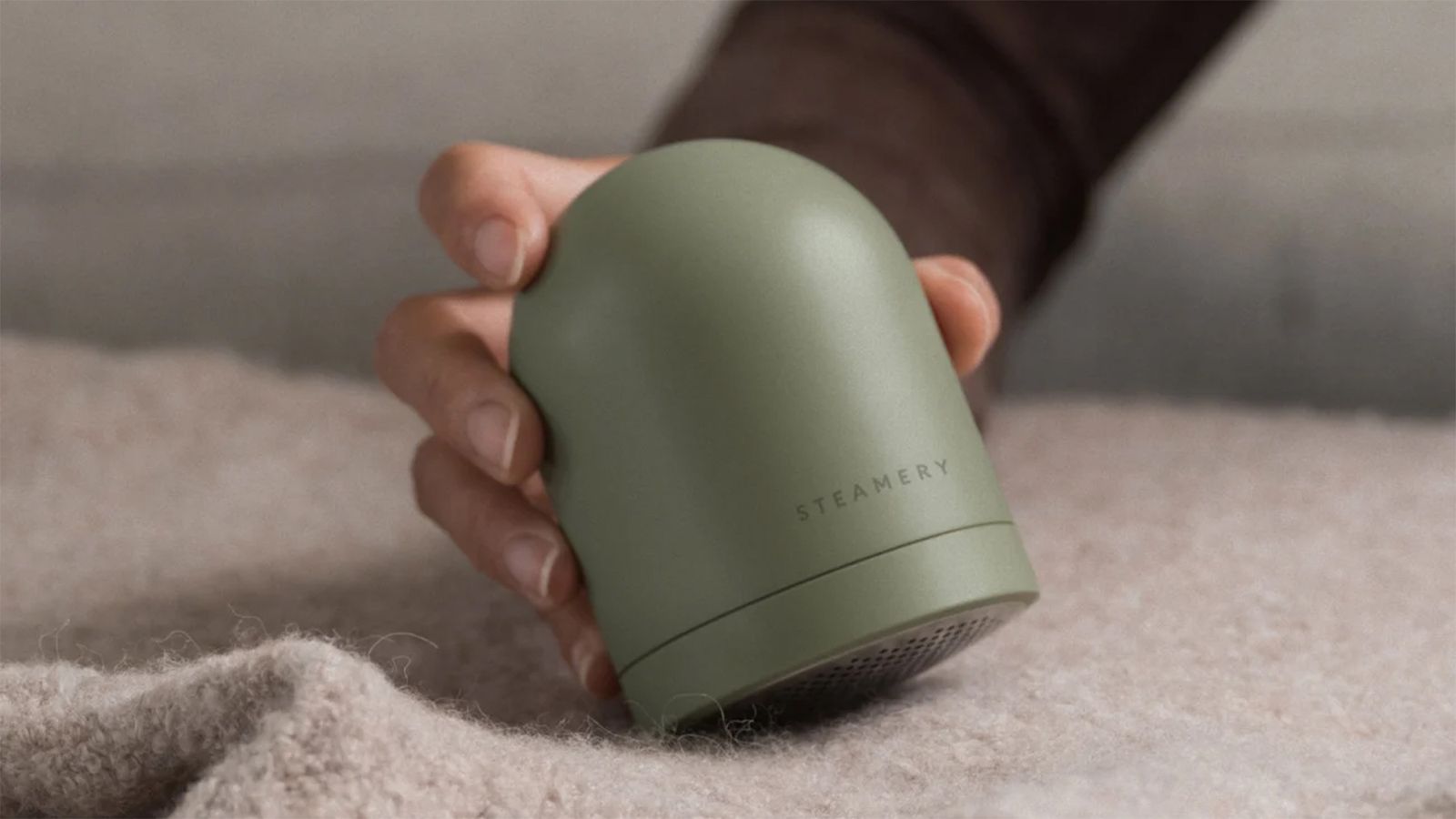 6 Best Fabric Shavers And Debobblers For Your Knitwear | Marie Claire UK