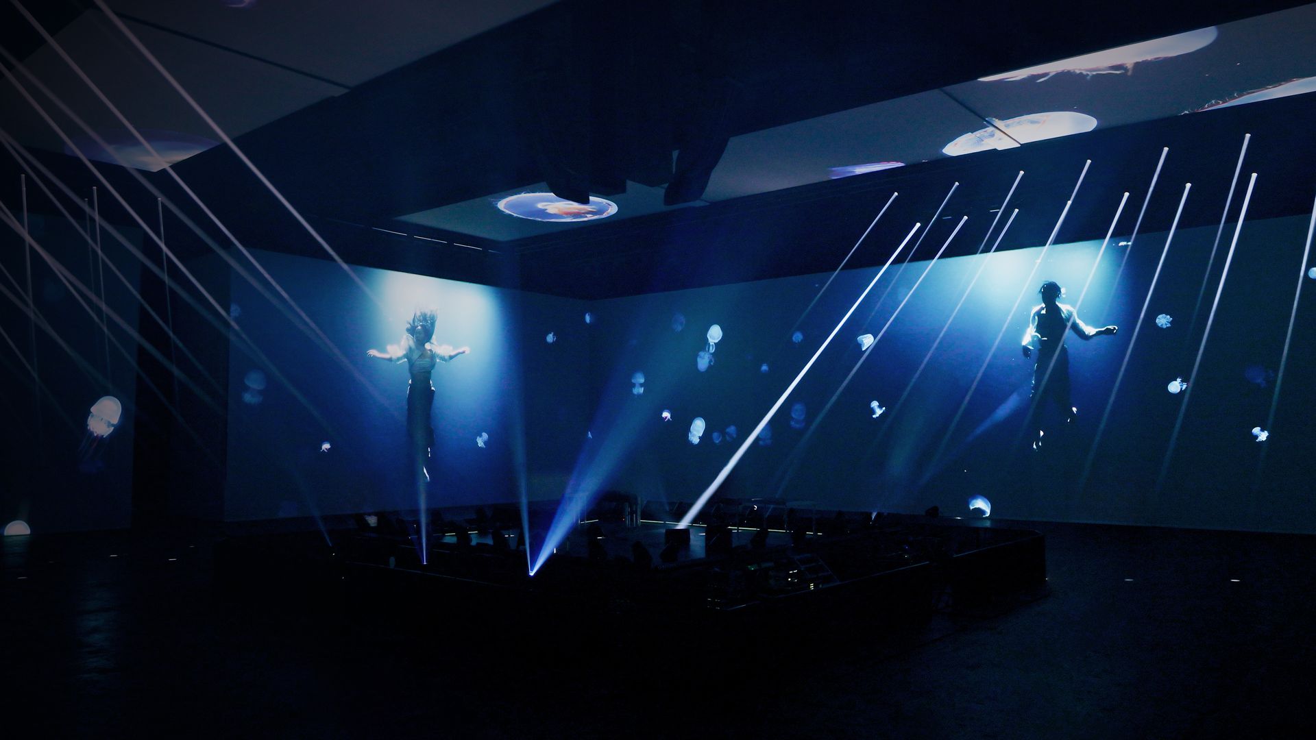 Inside Cercle Odyssey: the immersive new travelling concert experience ...