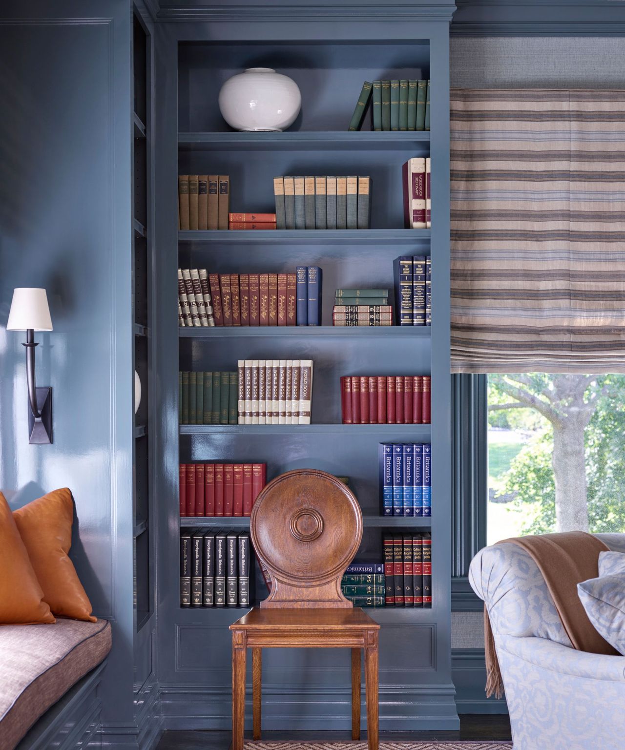 Interior designers share their favorite Benjamin Moore paint colors ...