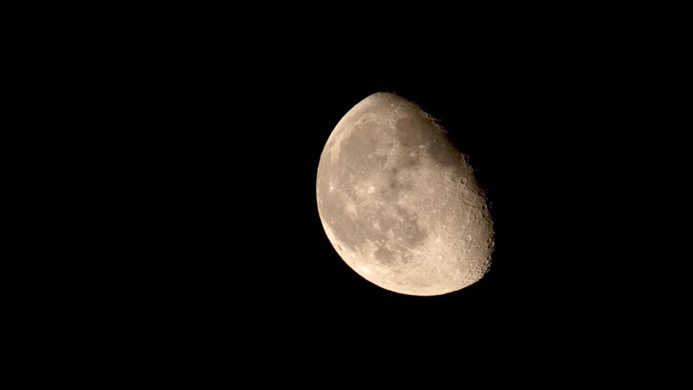 See the final last quarter moon of 2022 on Friday (Dec. 16) | Space