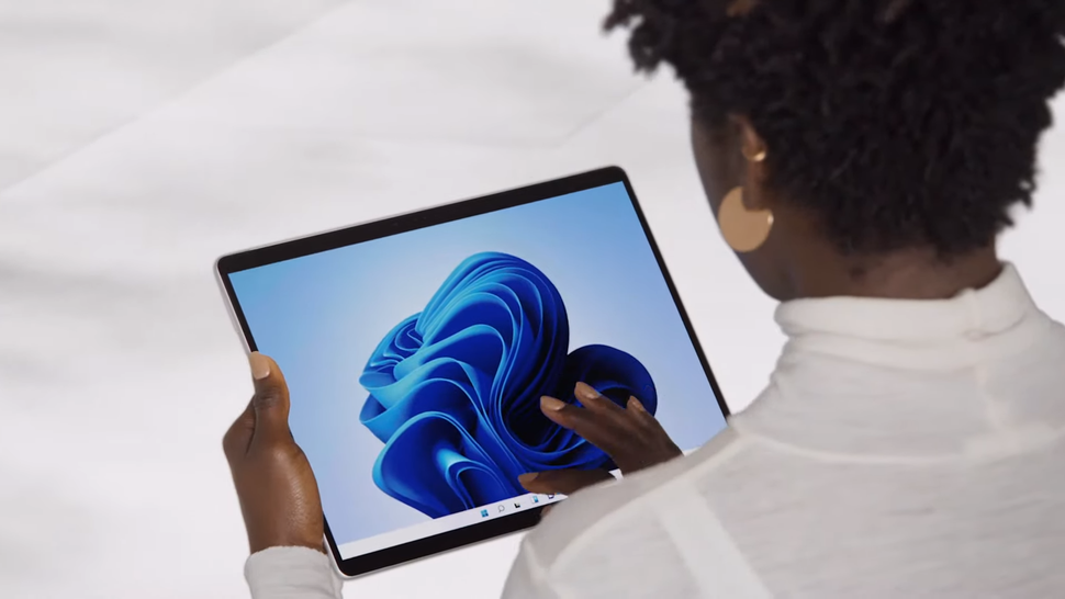 How to change a theme or customize one on Windows 11 | Laptop Mag