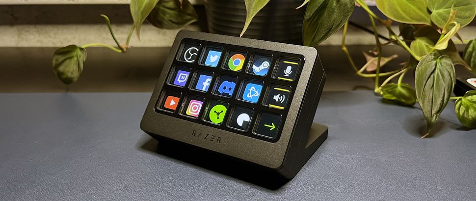 Razer Stream Controller X Review: Looks Familiar | Tom's Hardware