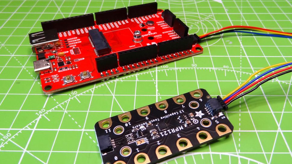 Stemma, Qwiic and Grove Connectors: Which is Right for You? | Tom's ...