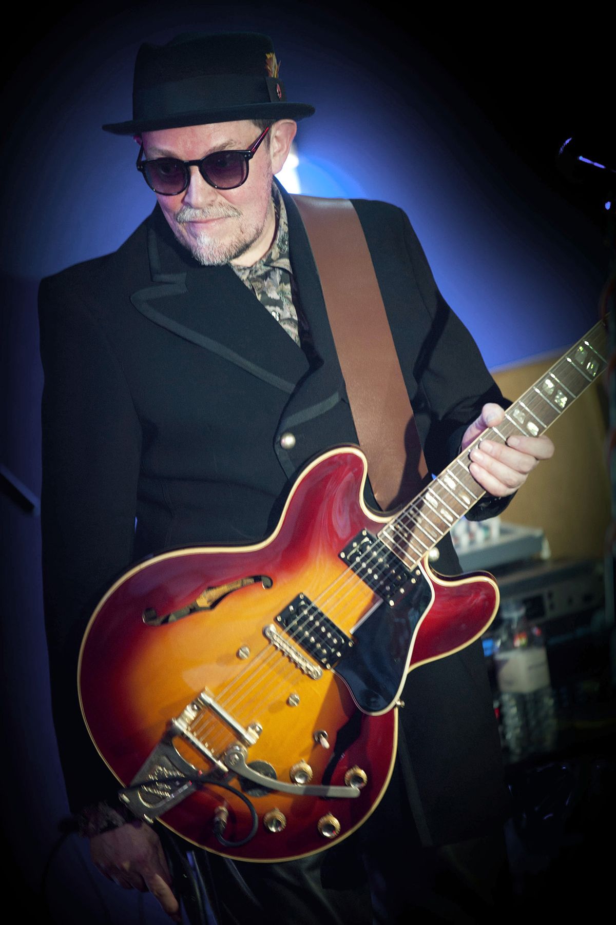 Bill Nelson has 80 guitars, but ditched amps a long time ago | Guitar World