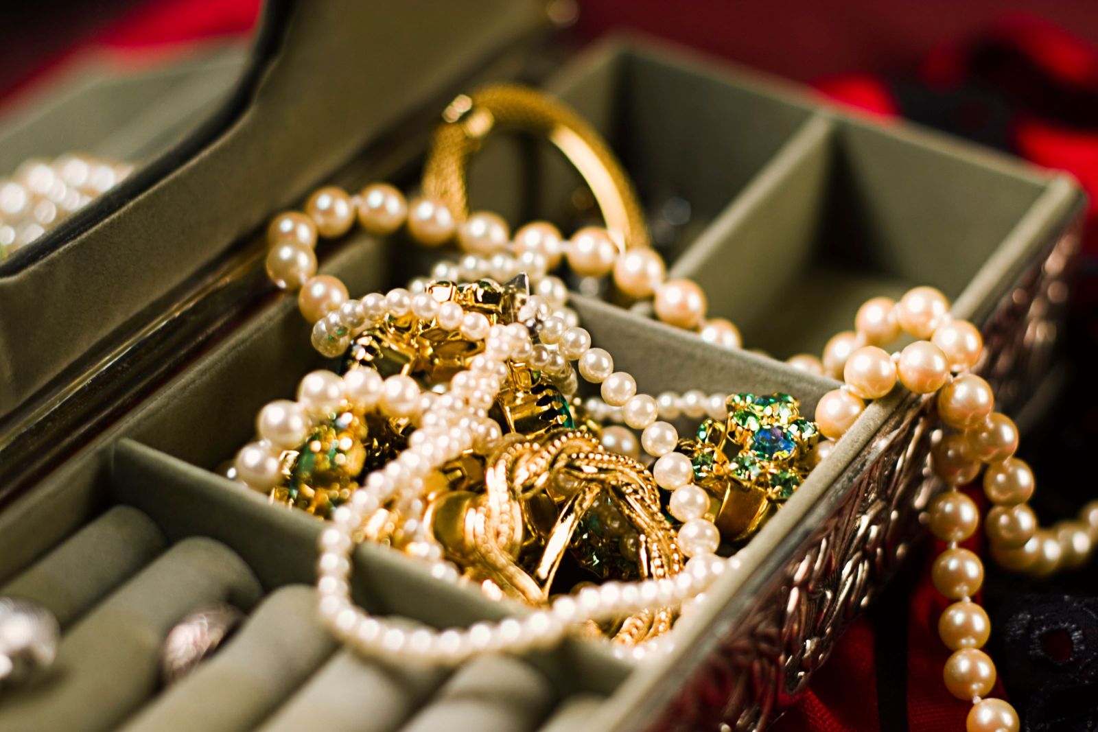 Jewelry Can Be an Investment. Here's How to Find It | Kiplinger