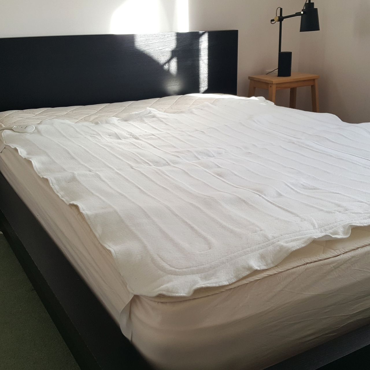 The 8 best electric blankets and heated throws I've tested, plus Black ...
