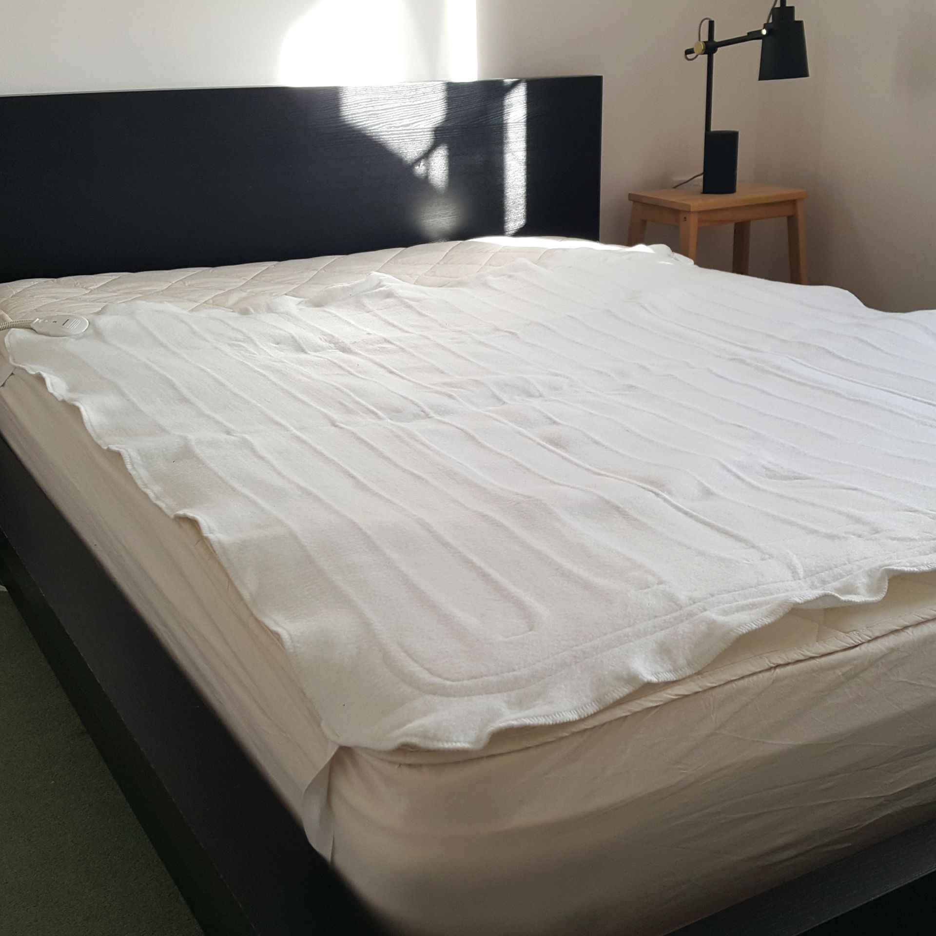 The 8 best electric blankets and heated throws I've tested, plus Black ...