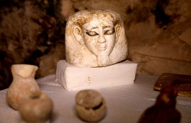 Photos: Mummies Discovered in Tombs in Ancient Egyptian City | Live Science