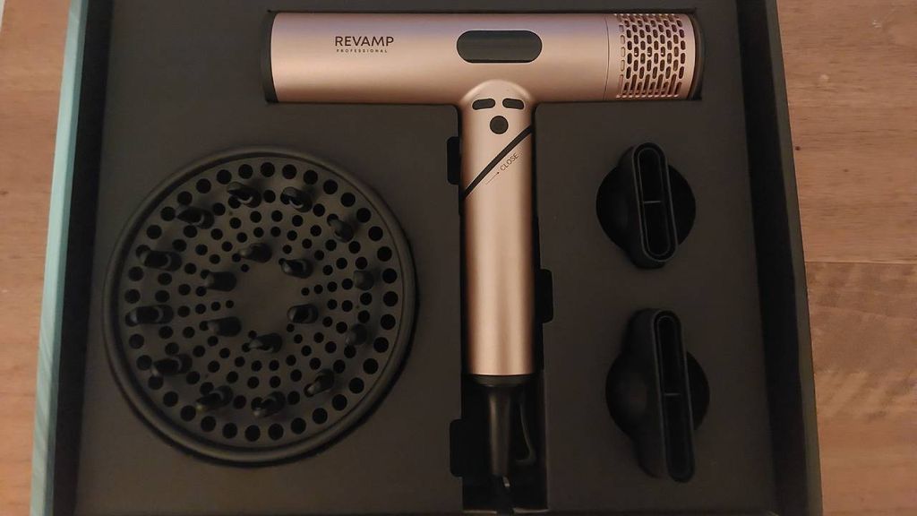 Revamp Dynamic Radiance x Shine Intelligent Ionic Hair Dryer review: a ...