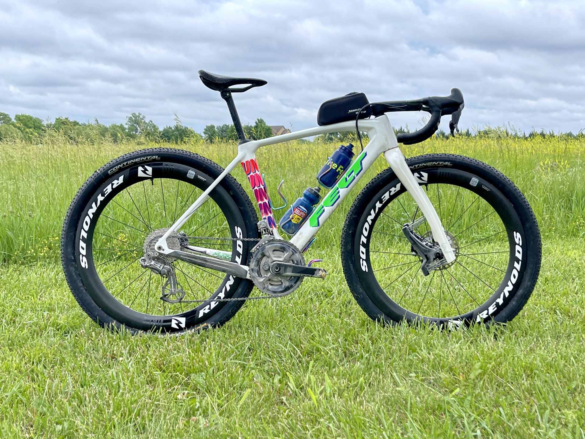 Shave the hairs off your tyres: Dylan Johnson's Unbound Gravel bike is a Frankenbike of the ...