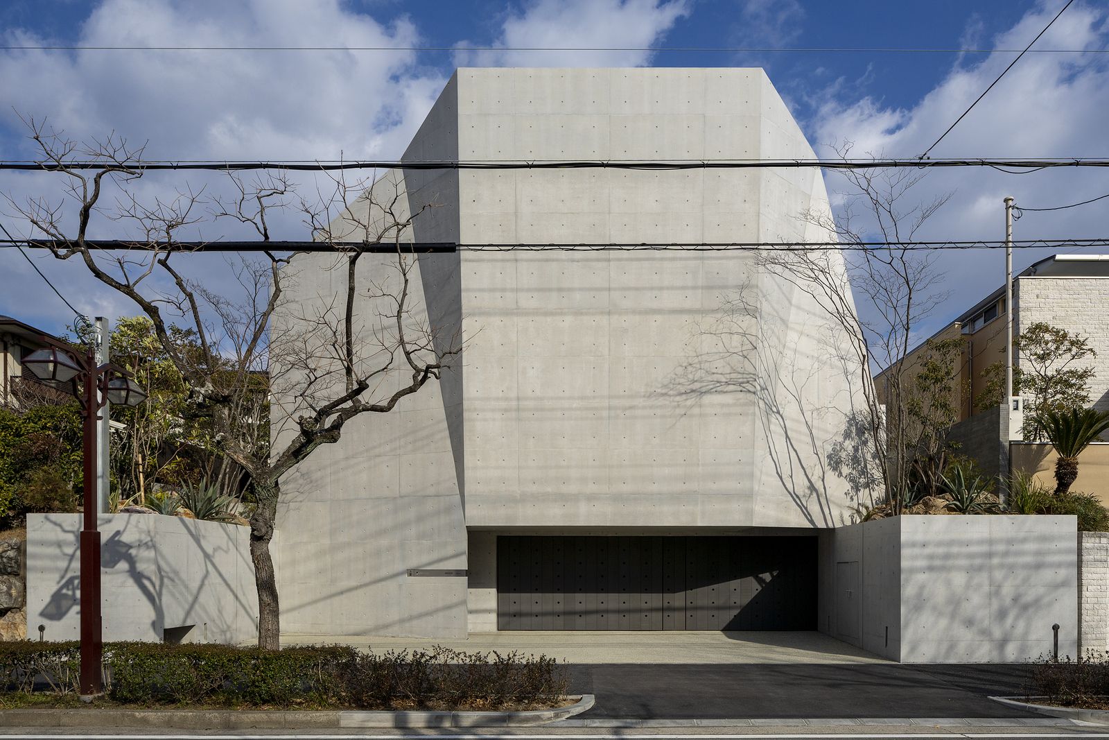Sculpt is a Japanese concrete house by local studio Maniera | Wallpaper*