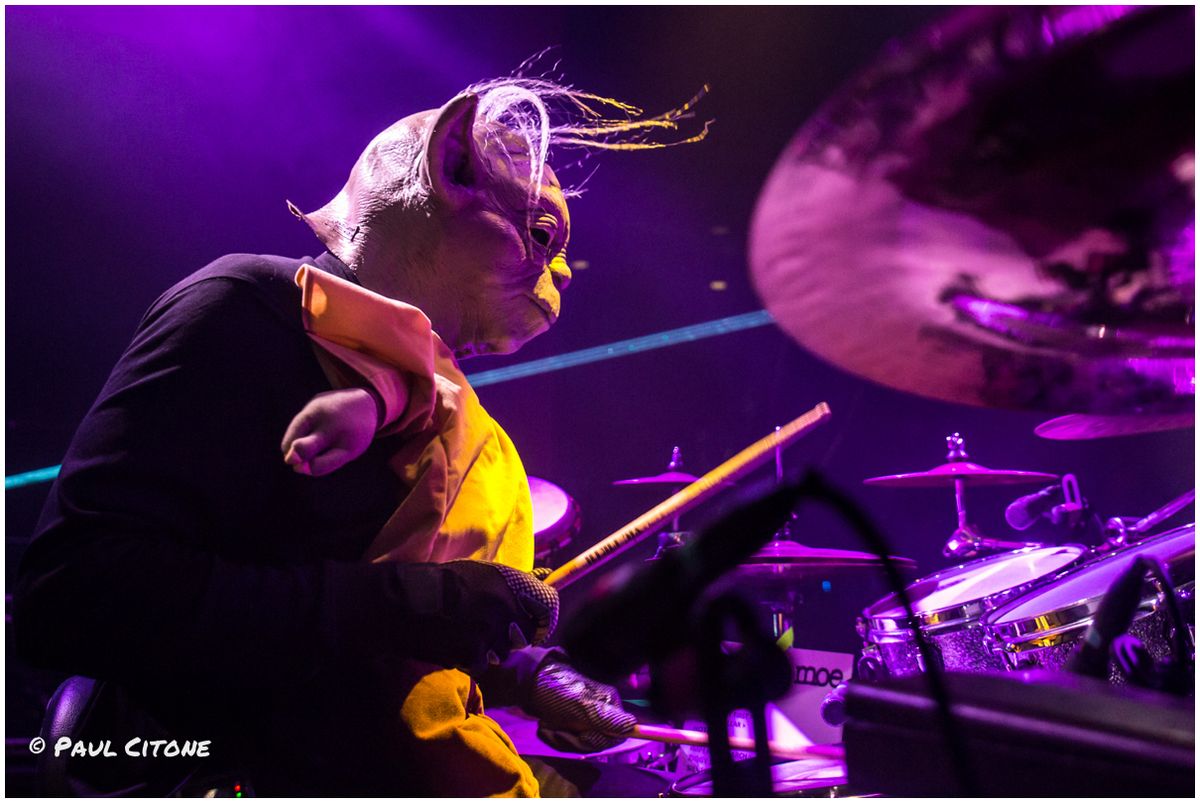 'Star Wars' Jams - 'Moe.' Takes Audience To Galaxy Far, Far, Away ...