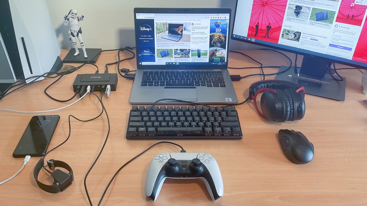 Plugable 7-in-1 USB Charging Hub review: Stacked with power | Laptop Mag