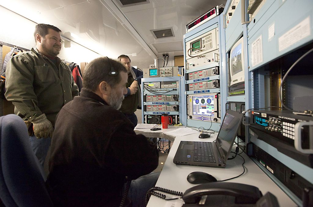 NASA Rocket Launch Studies Northern Lights (Photos) | Space