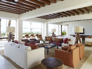 Designer Profile: Alfredo Paredes | Homes and Gardens