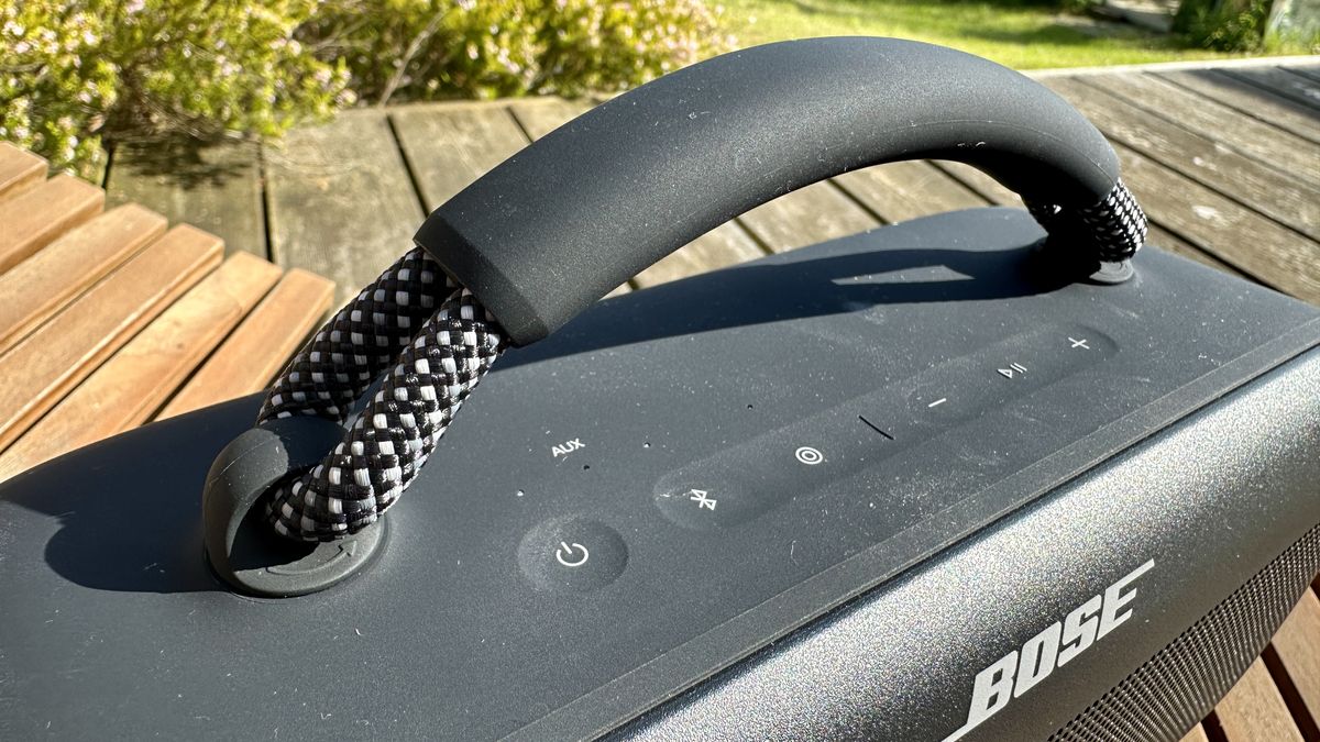 Bose SoundLink Max review: a punchy Bluetooth speaker to make your ...