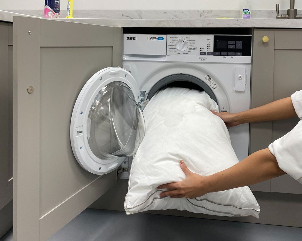 How to wash pillows: ICYDK, your pillow can get pretty gross | Real Homes