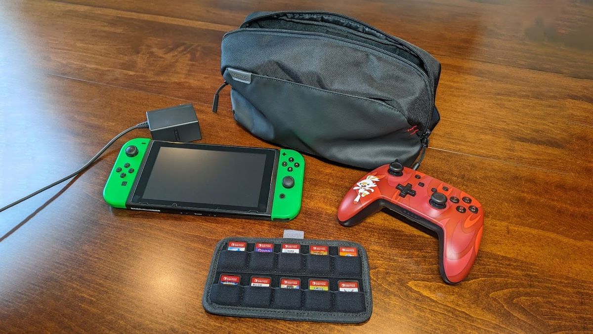 Tomtoc G-Sling Bag for Nintendo Switch review: Carry everything you ...
