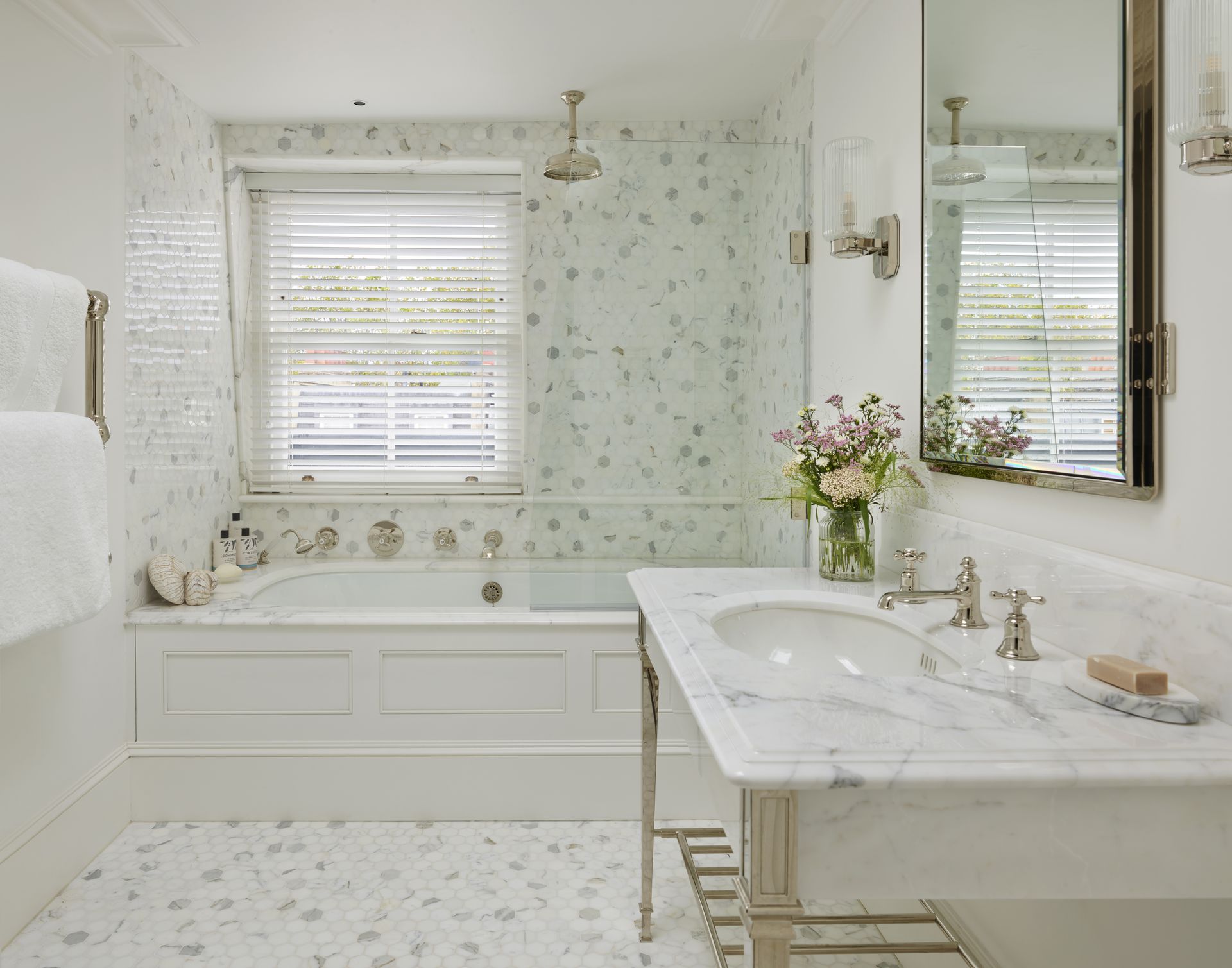 White bathroom tile ideas: 10 bathroom ideas with white tiles | Homes ...