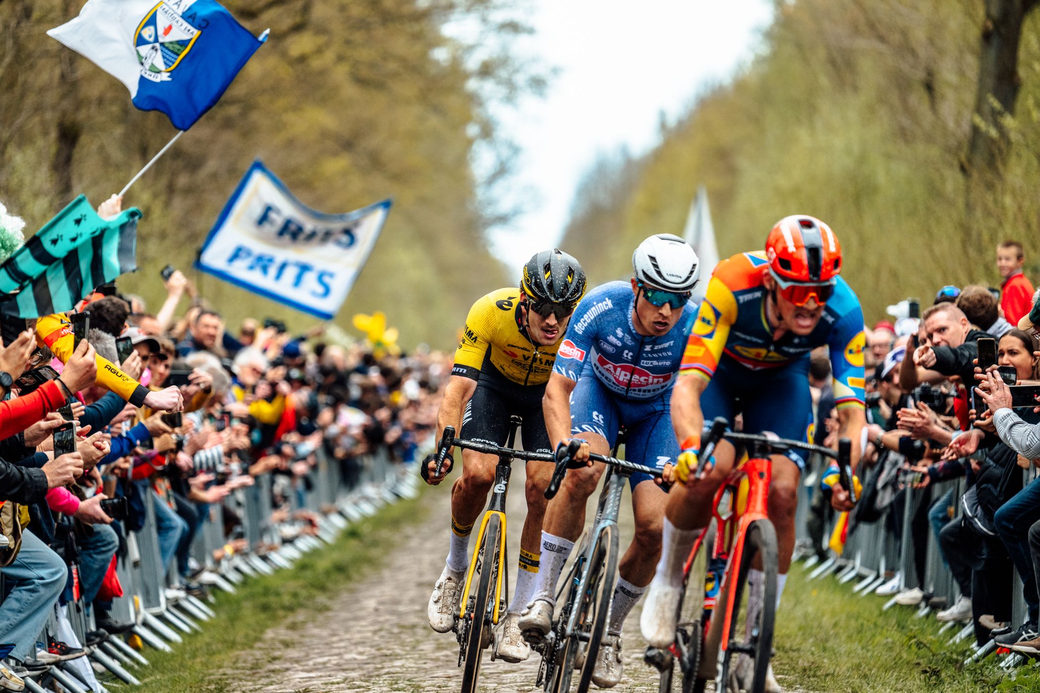 A Sunday in Hell - Paris-Roubaix 2024 gallery | Cyclingnews