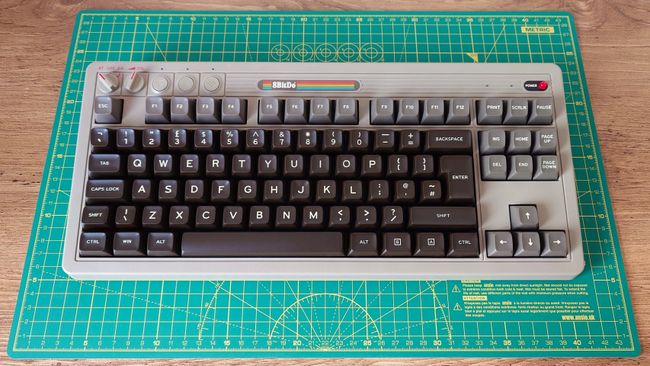 This mechanical keyboard will fulfill your modern C64 dreams | Windows ...