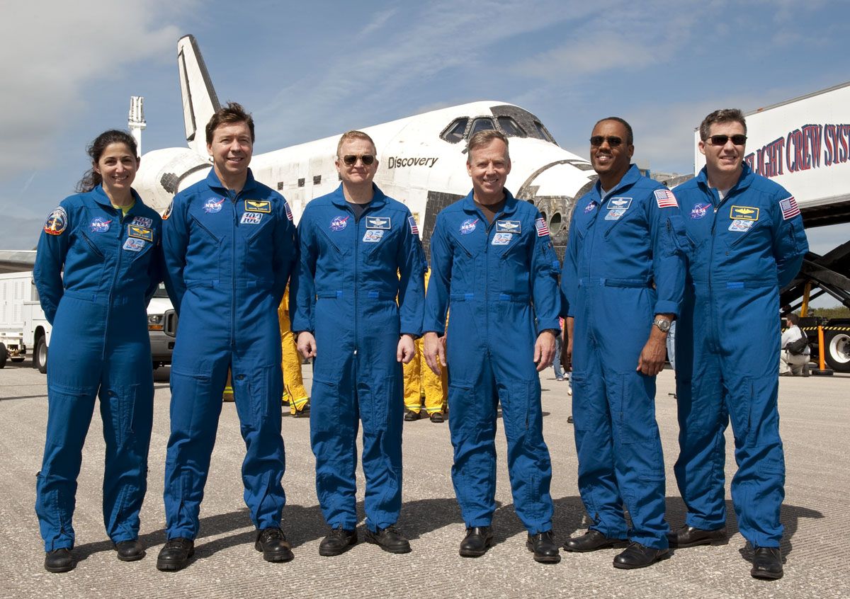 Shuttle Discovery's Space Finale a Bittersweet End | Space