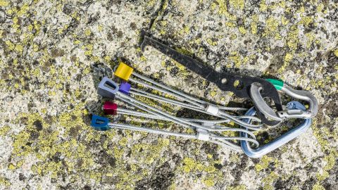 Rock climbing gear list: a guide to the 12 essentials | Advnture
