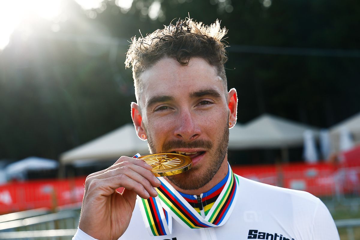 UCI MTB World Championships - Victor Koretzky holds off Aldridge and ...