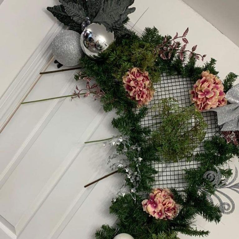 Why the chicken wire Christmas arch is our favourite festive trend ...