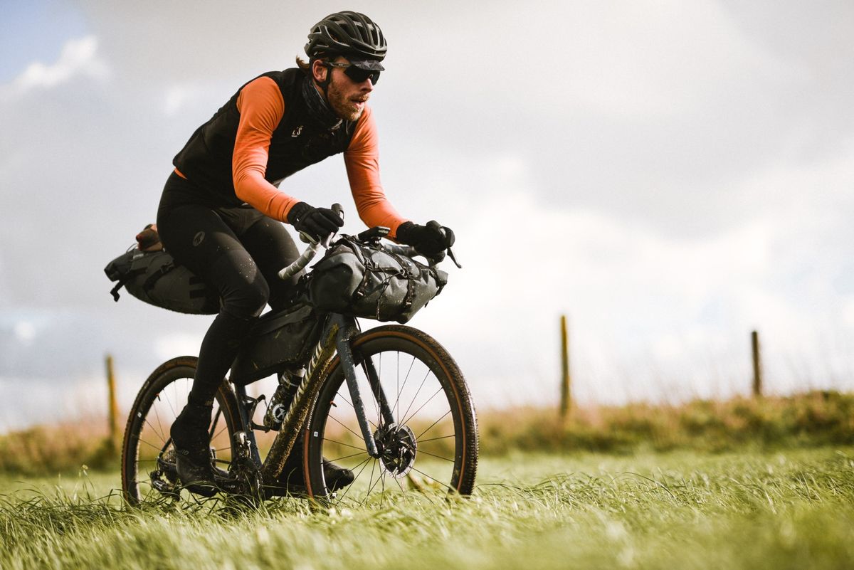 Laurens ten Dam goes off-road for The Alternative: Tour of Flanders ...
