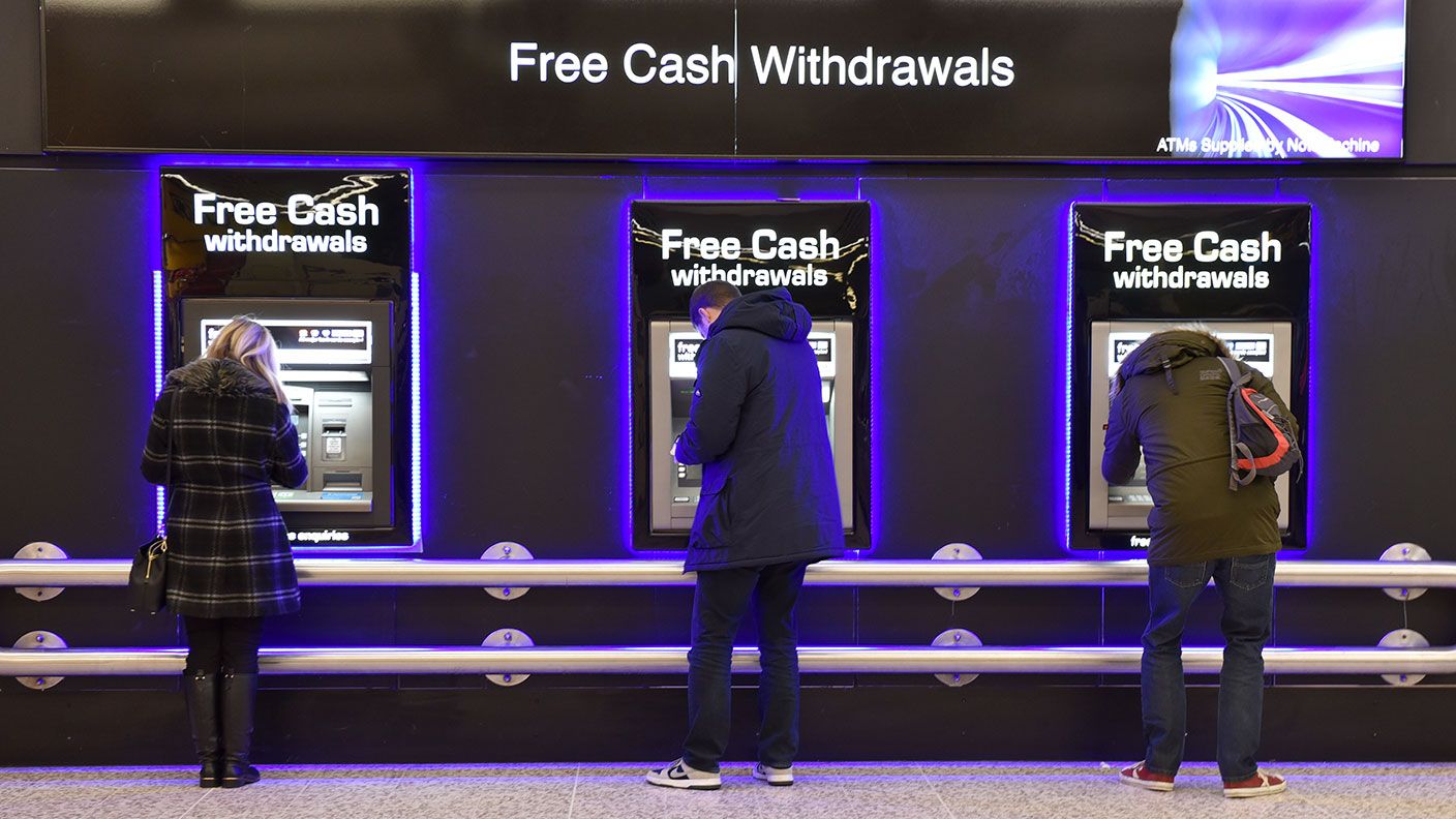 Negative interest rates and the end of free bank accounts | MoneyWeek