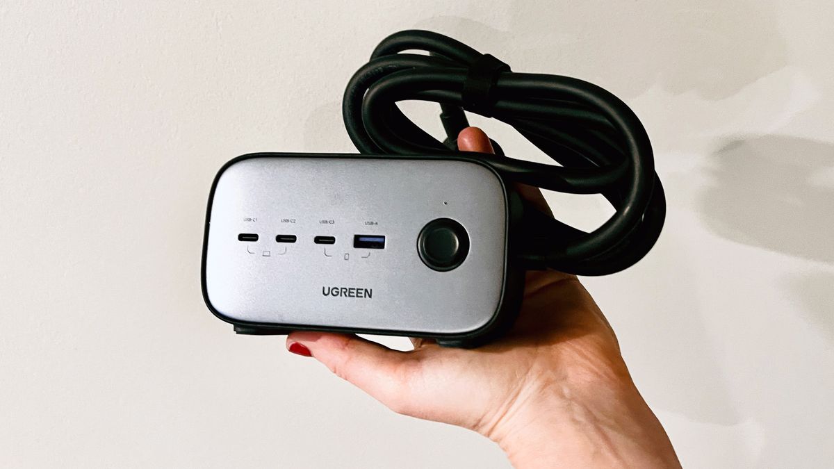 UGREEN DigiNest Pro Charging Station review: Powerful charging for the ...