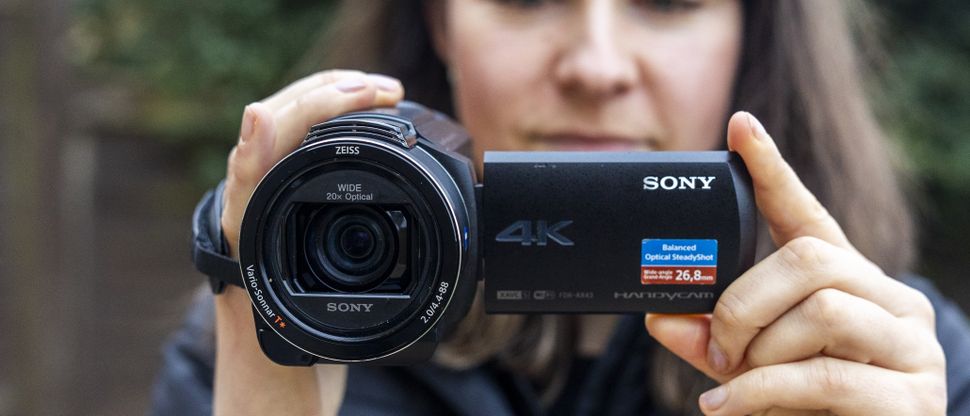 Sony AX43 review: the last vlogging handycam with big zoom appeal ...