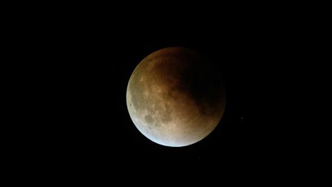 What will happen during the total lunar eclipse of March 2025? | Space