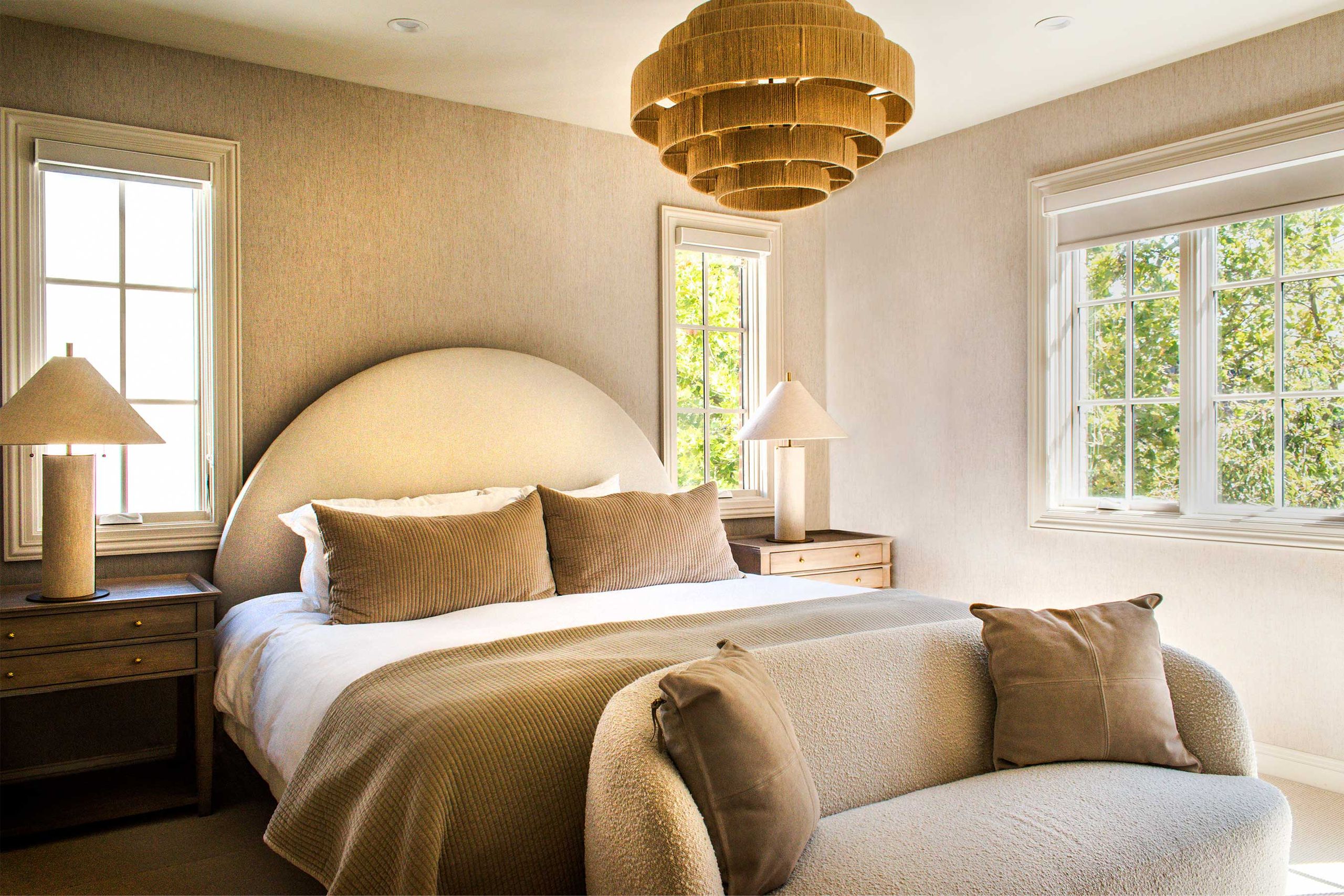 Hard Beds vs Soft Beds — Which Are Actually Better for Your Sleep ...