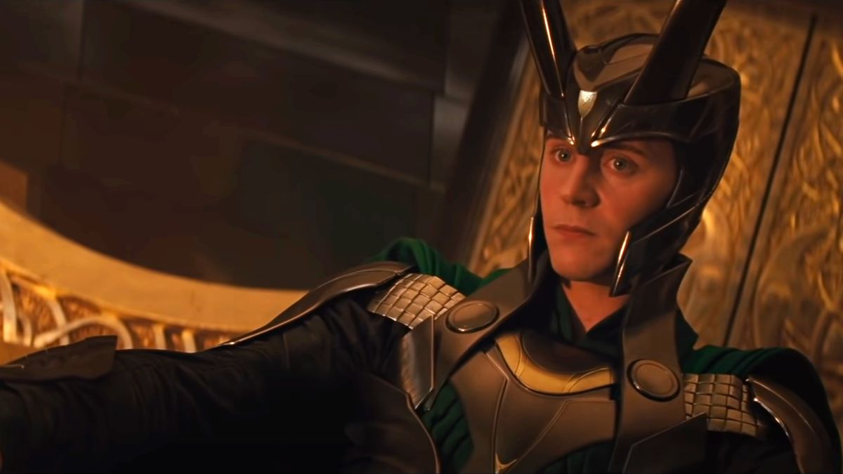 32 Outrageous Things Loki Has Done And Gotten Away With In The MCU ...
