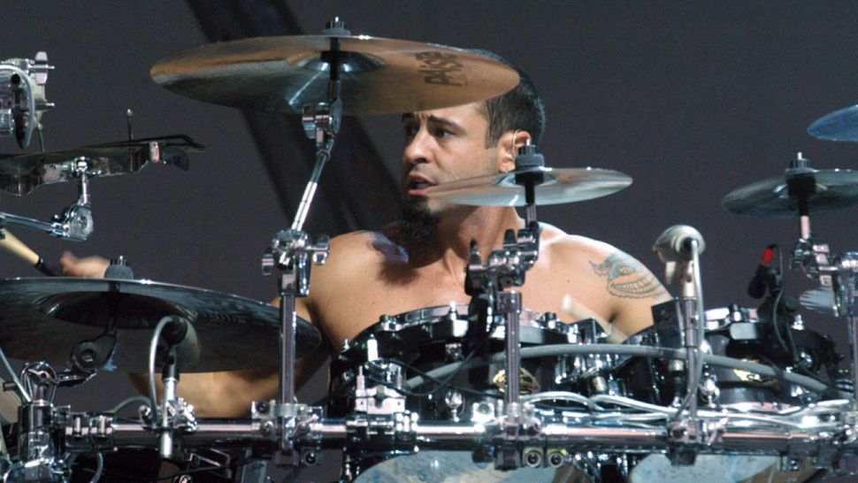 Ex Korn drummer says sorry to fans | Louder