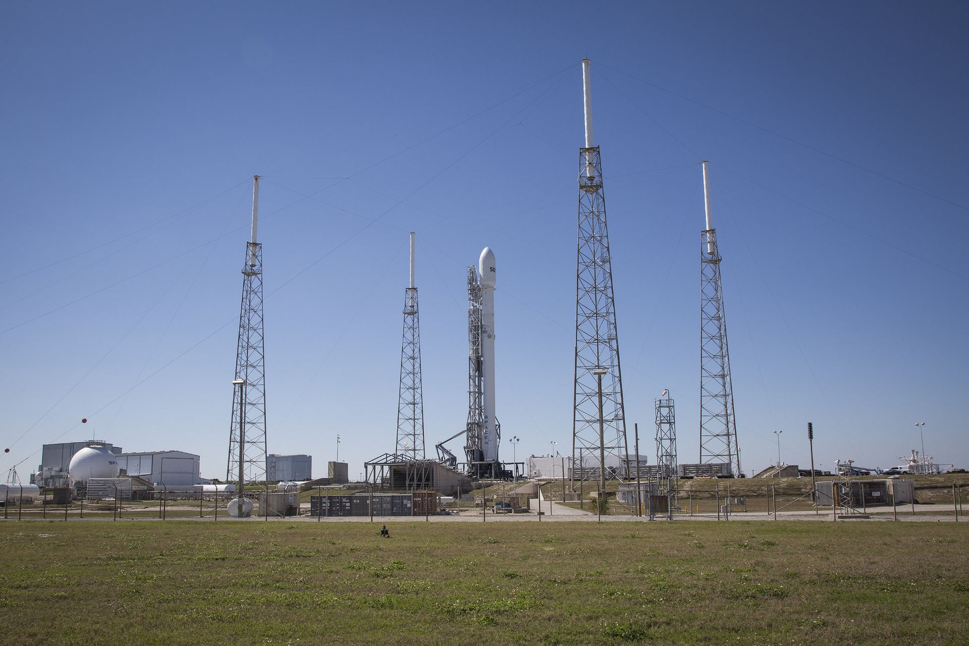 SpaceX to Try Rocket Landing During Satellite Launch Friday: Watch Live ...