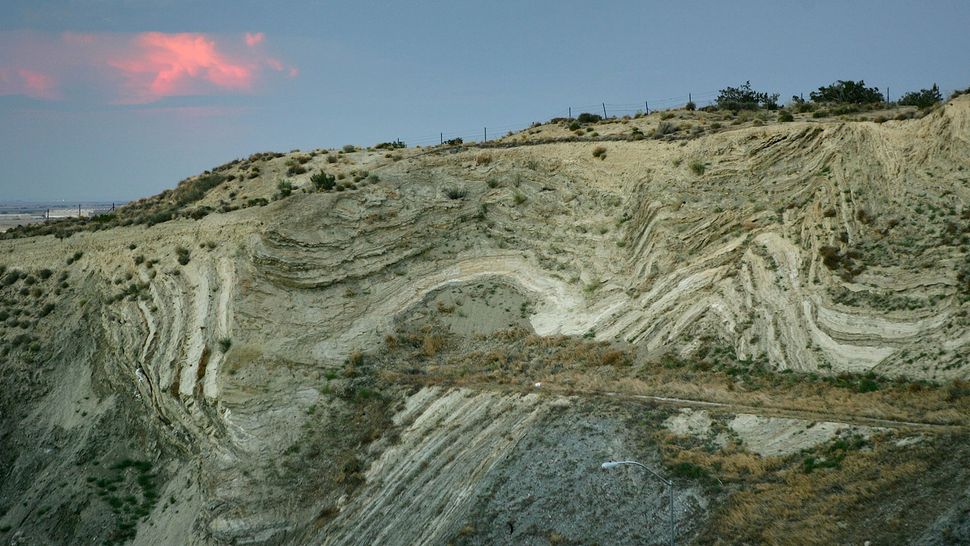 Balanced boulders on San Andreas fault suggest the 'Big One' won't be ...