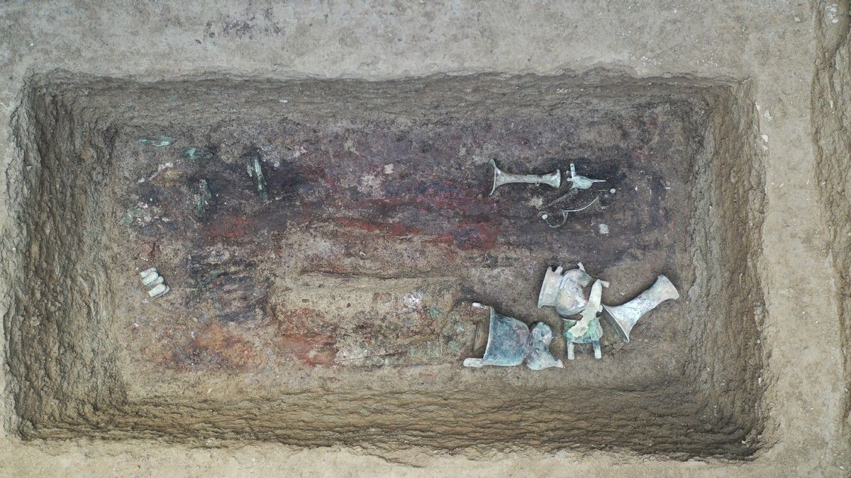 Ancient Chinese tombs hold remains of warriors possibly buried alive ...
